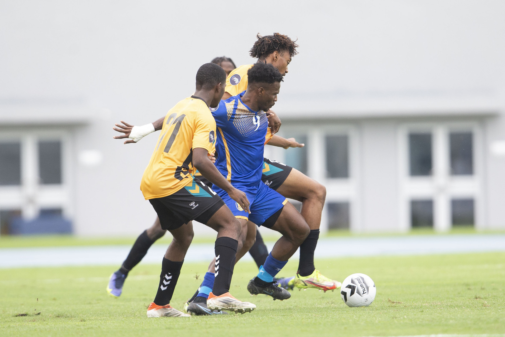 St. Fleur adds to legendary status as Bahamas claim victory