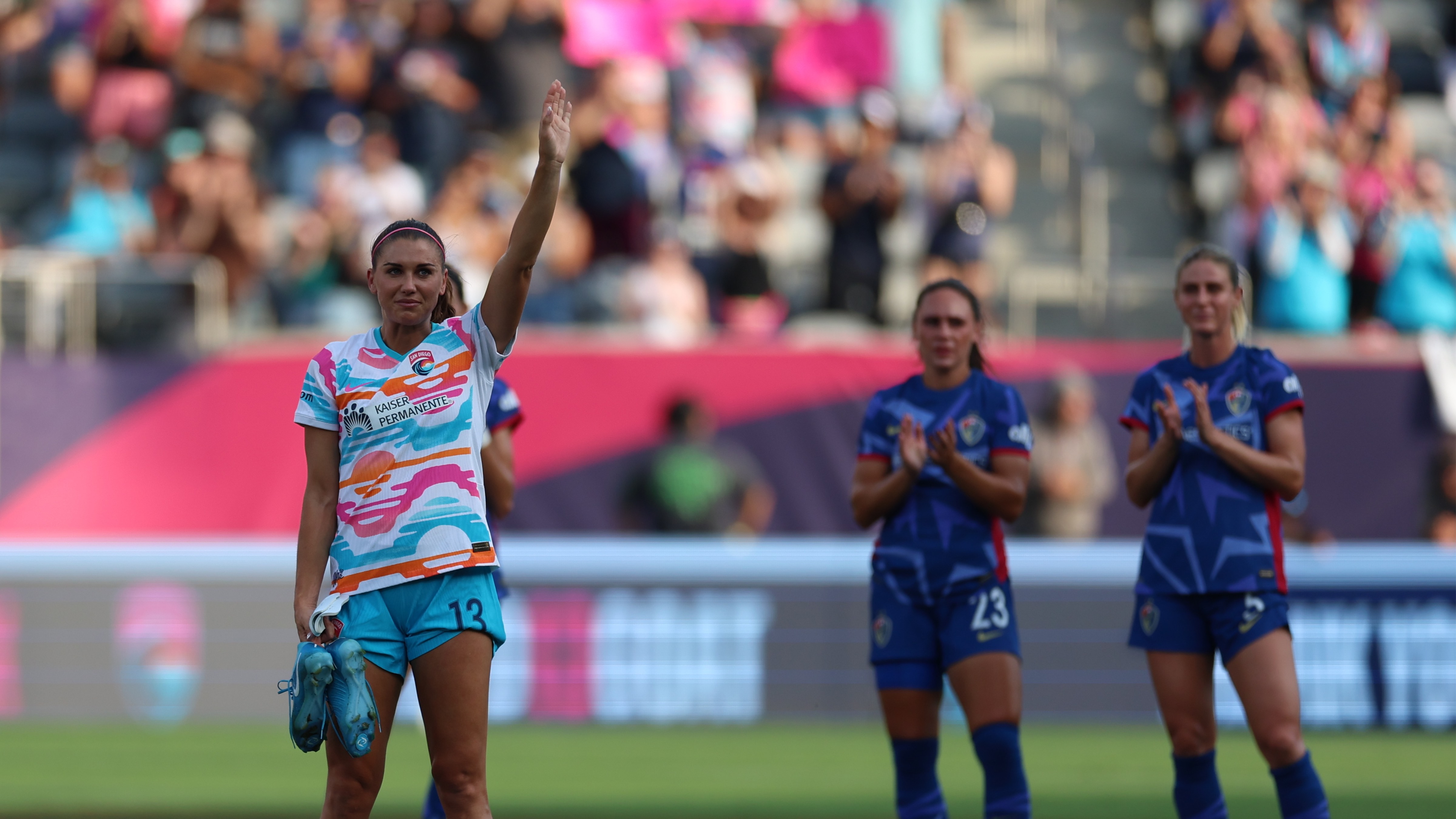 Alex Morgan se despide en el último partido de la NWSL