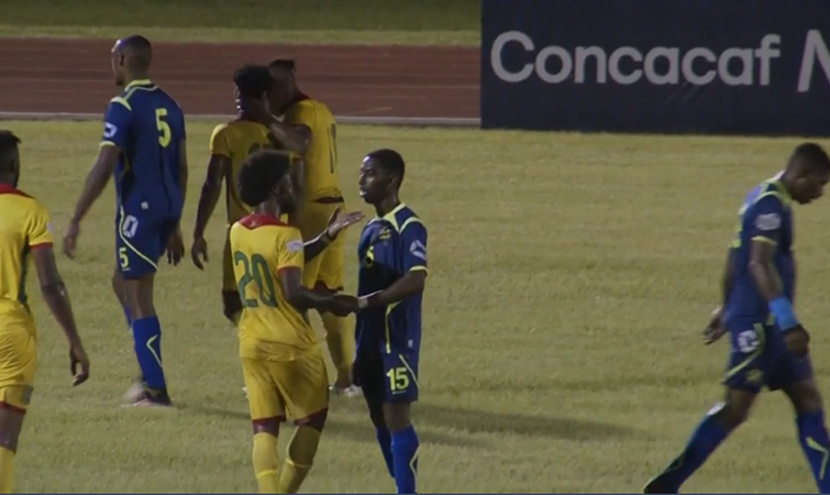 El histórico gol de Trayon Bobb destacó en el día inaugural de la CNL