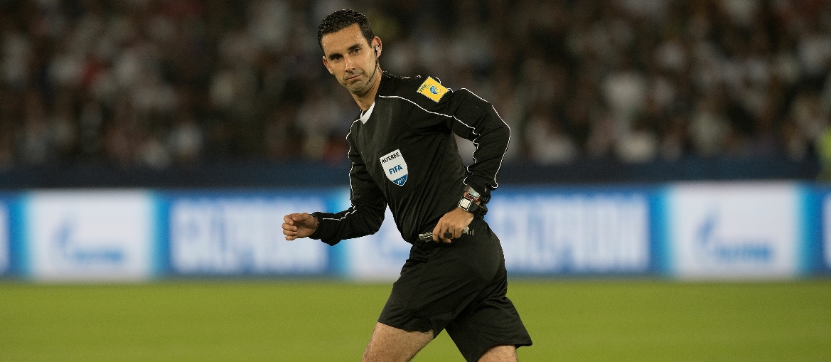 Mexican trio officiate FCWC final