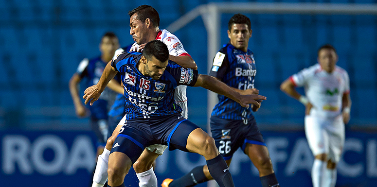 Sobre la hora, Suchitepéquez ganó en su debut en Liga de Campeones